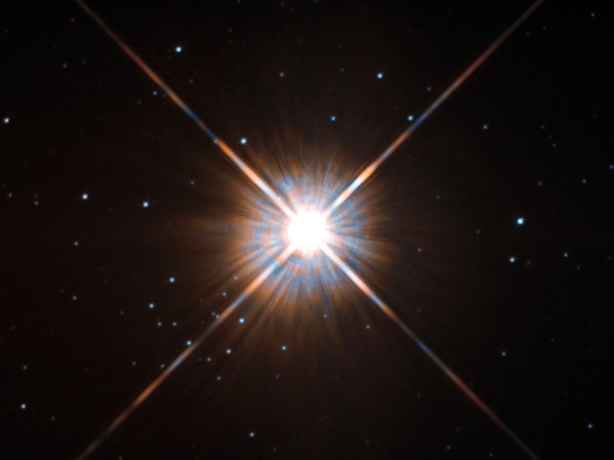 What Are the Dimmest Stars You Can See With a Telescope
